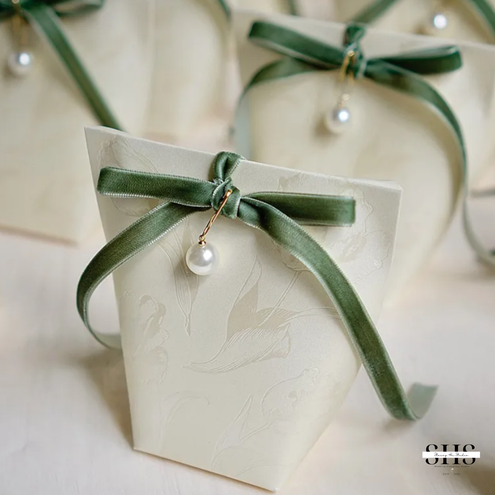 Foiled French Style Party Favor Boxes | Small | 2 Colors – Stacey Hu Studio